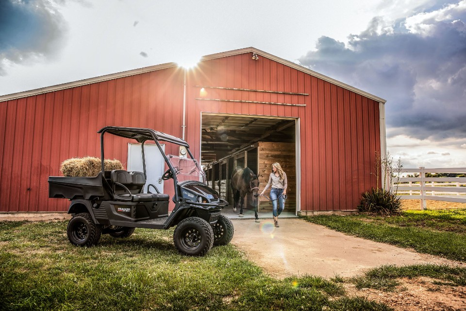 Build My TRACKER Side by Side