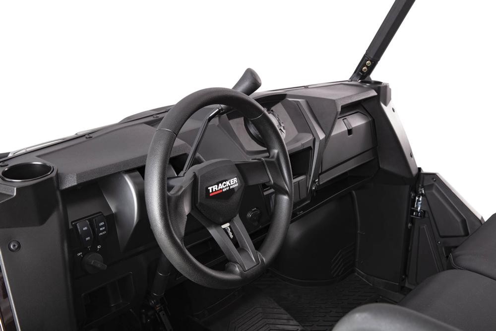 800SX Side By Side - TRACKER Off Road