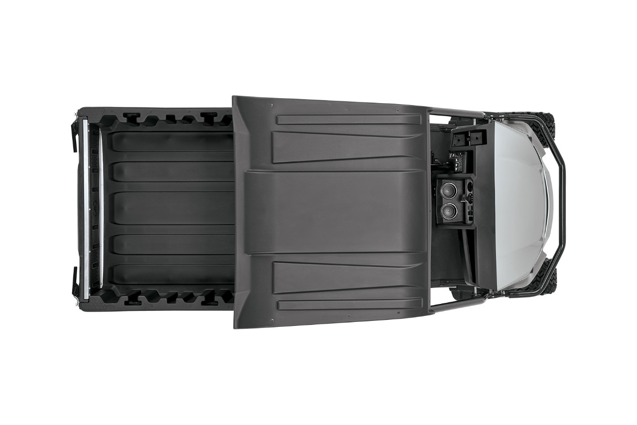 Ox EV Side by Side - TRACKER Off Road