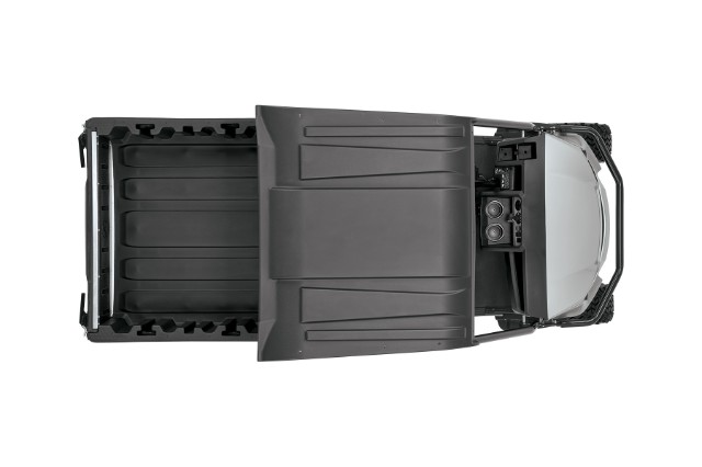 Ox EV Side by Side - TRACKER Off Road